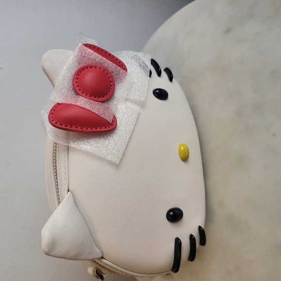 kate spade | Bags | Hello Kitty Kate Spade Crossbody Bag | Poshmark
